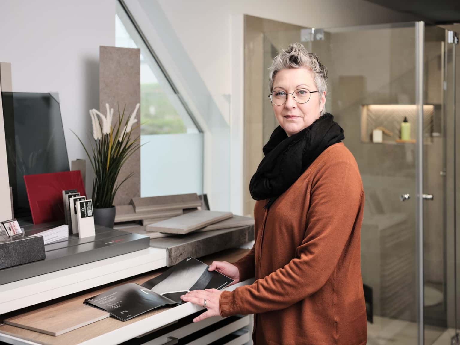 Fliesenfachberaterin Katja – Fliesen Bogdanski